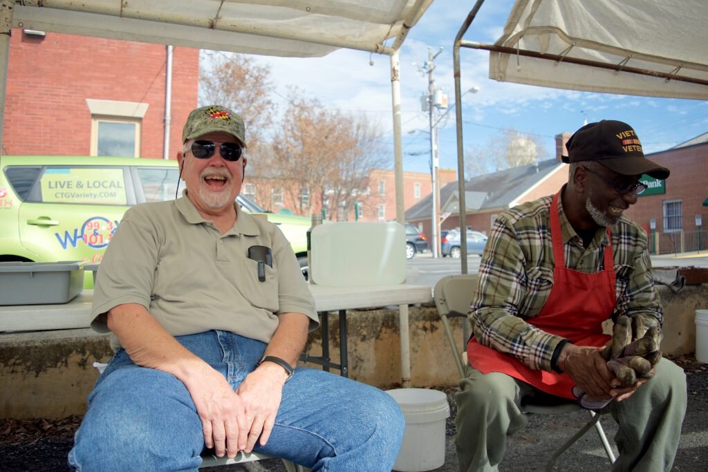 Fair weather again greets Snow Hill’s annual oyster roast - Worcester ...