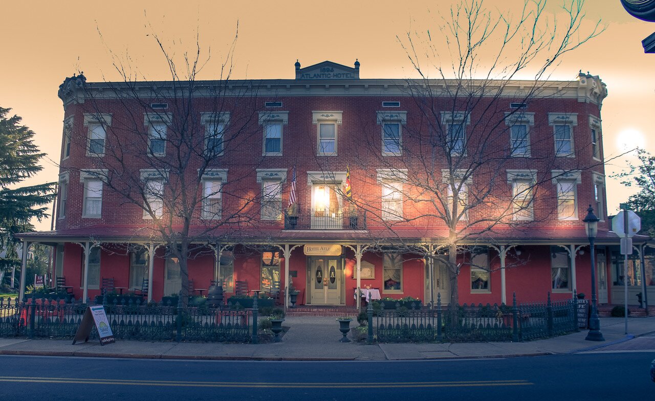 Berlin Ghost Walk tour offers history, mystery of town - Worcester ...