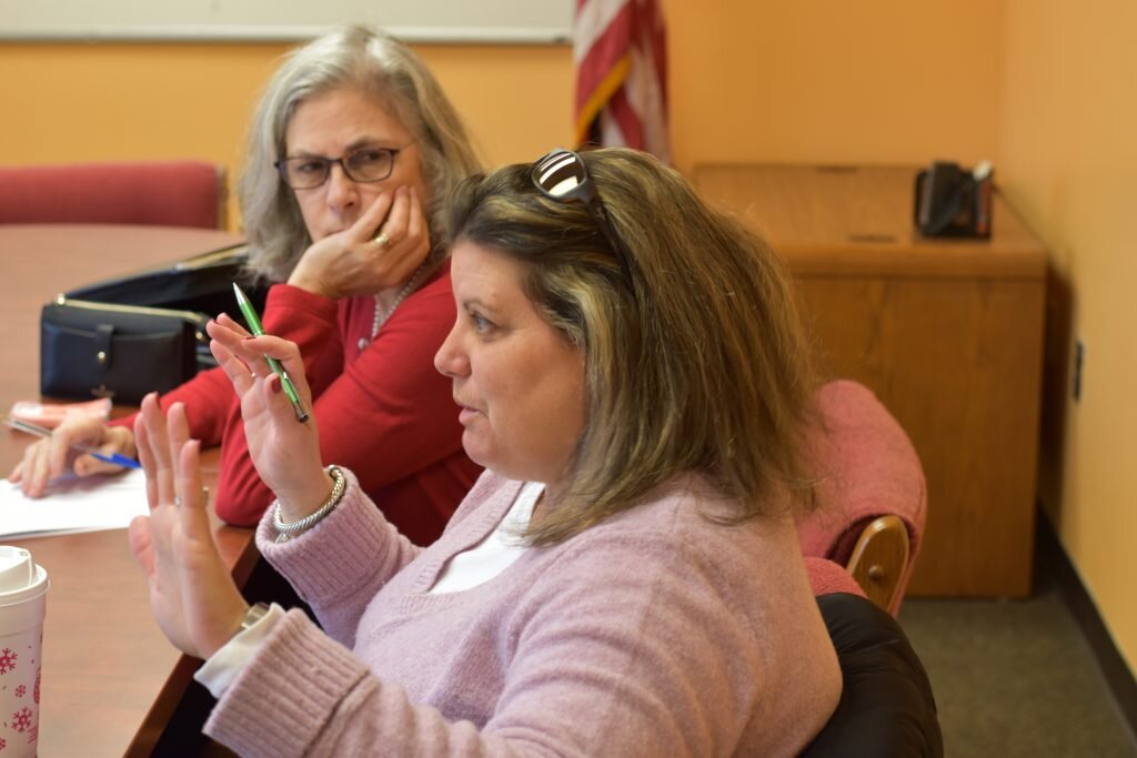 Tutorial plan gains traction at board level - Worcester County News ...