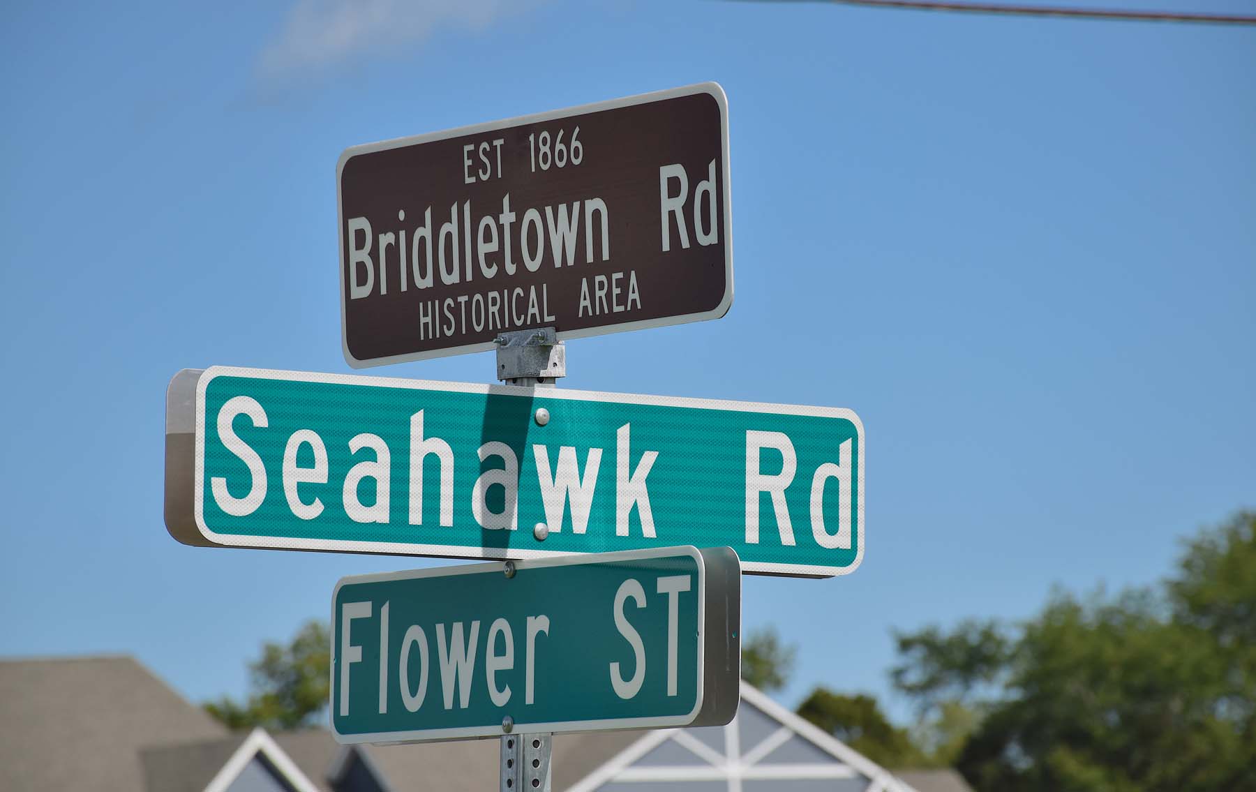 Twin street signs enshrine Briddletown Road - Worcester County News ...