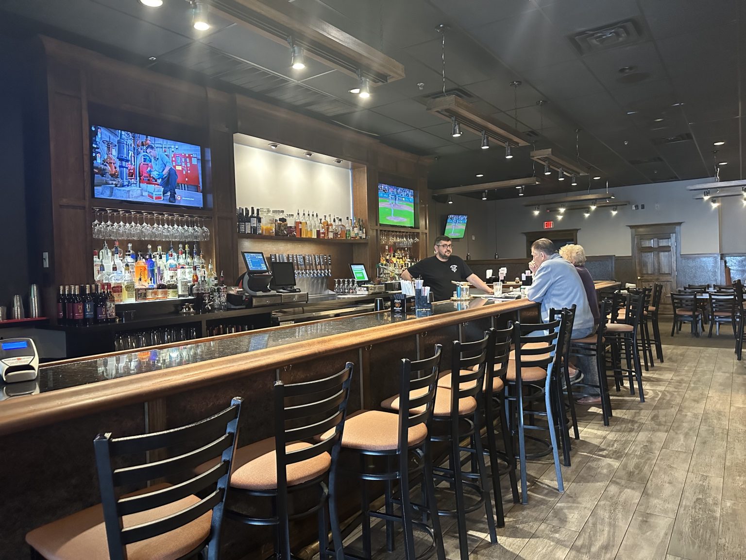 Smashed Bar and Grille moves in, Fox's goes carryout and delivery only ...