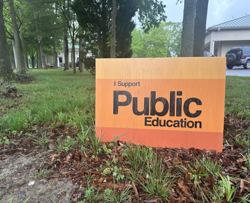 Ocean Pines Association asks for removal of education signs from yards ...
